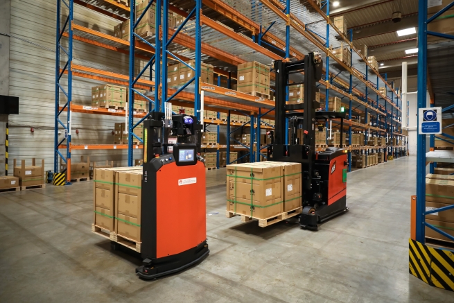 Logistické centrum Huawei mesačne vybaví 60 000 zásielok vďaka podpore ...